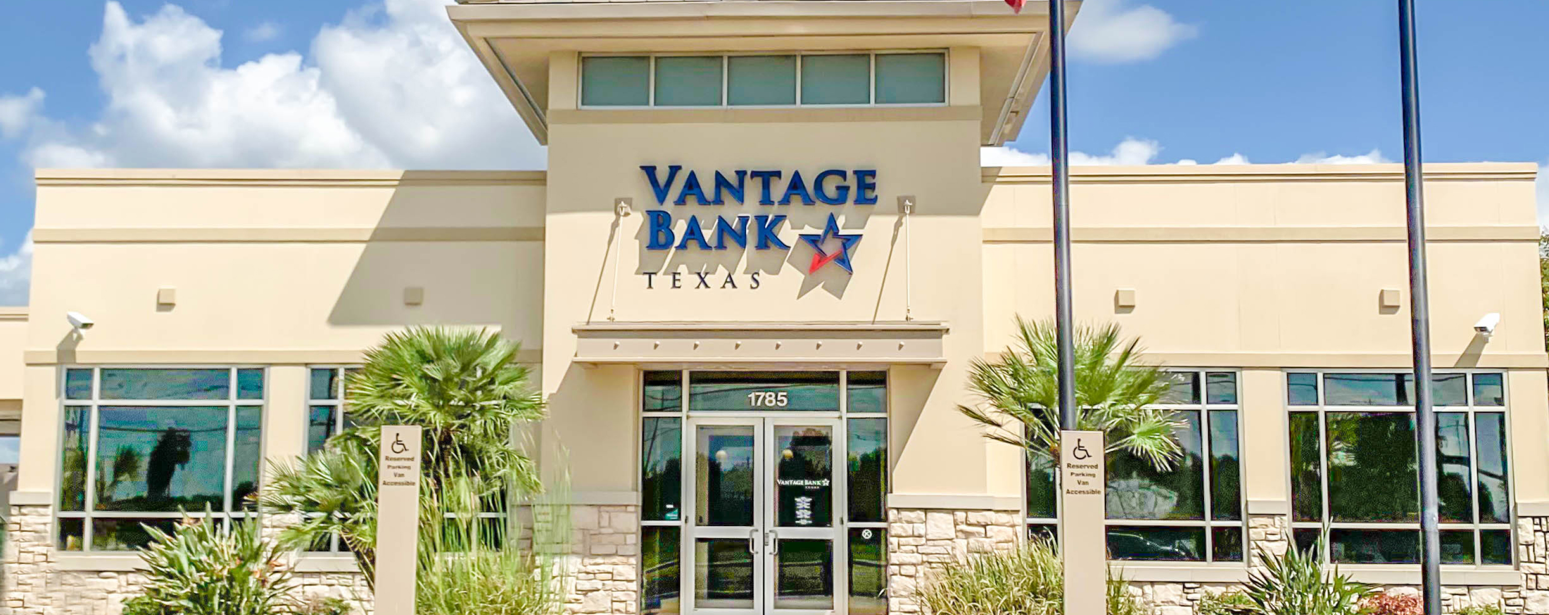 Community bank in Brownsville, Texas 78521 | Vantage Bank - 21