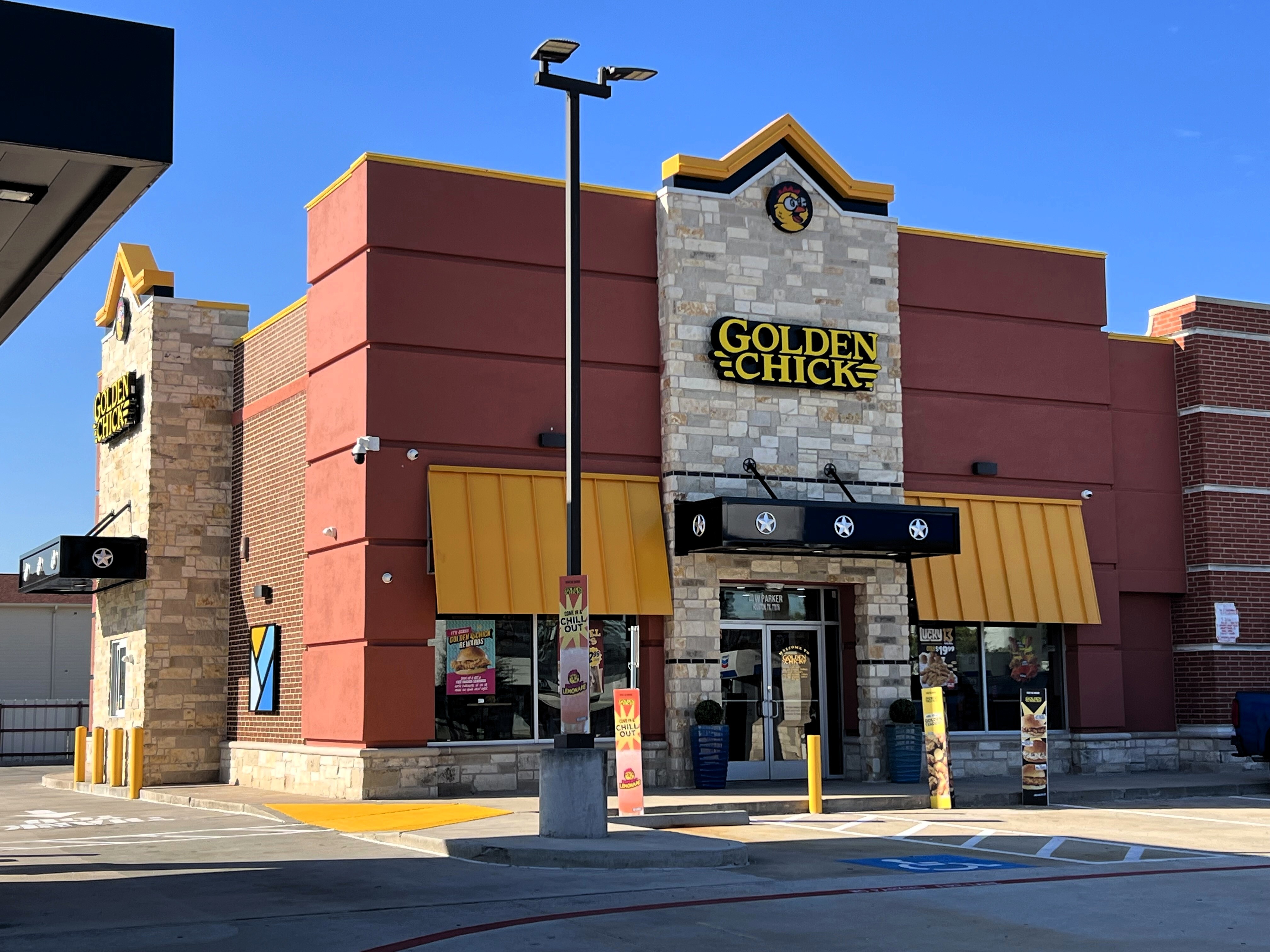 Golden Chick Location in Houston, TX | 1412