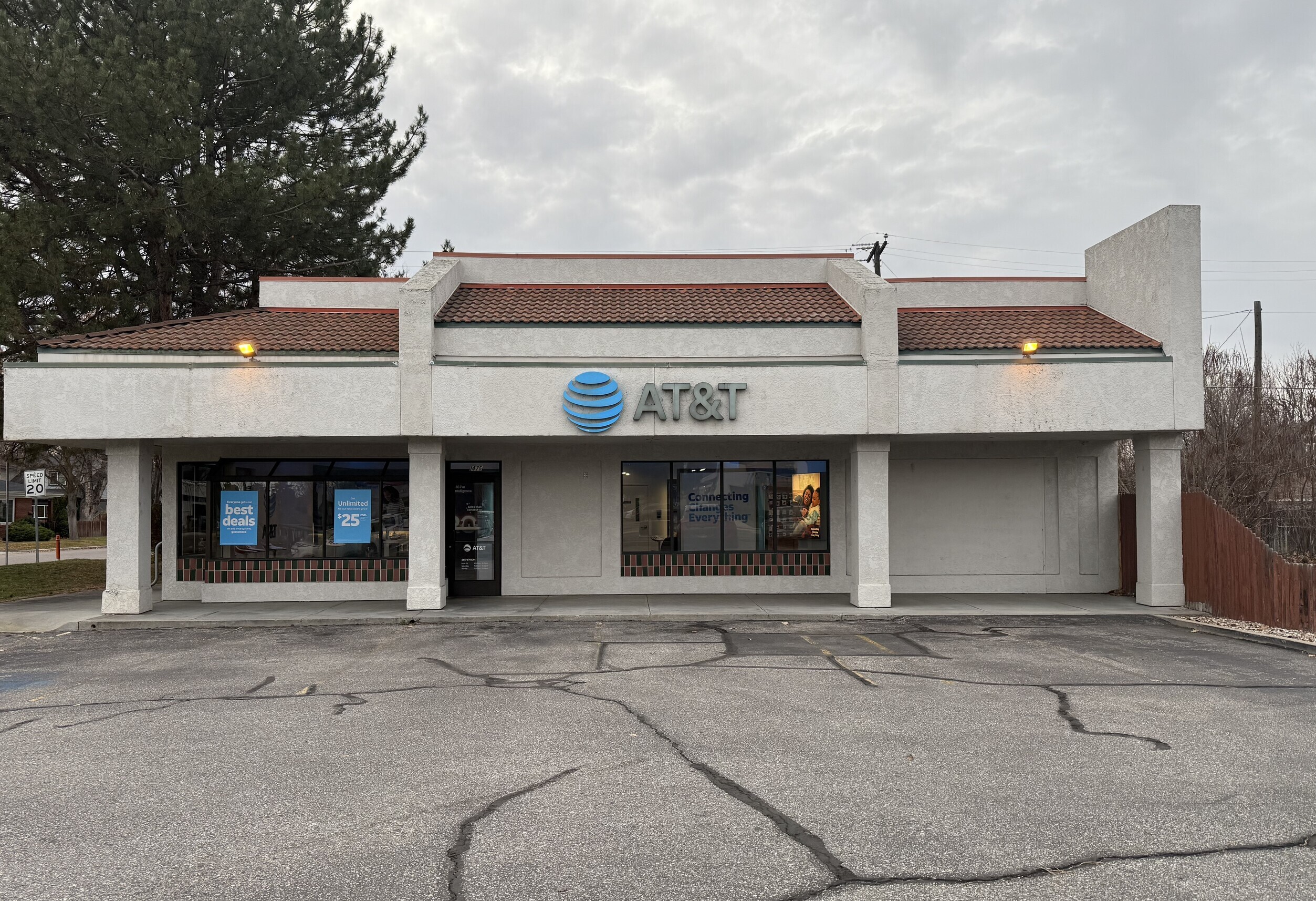 Phones, Internet & Holiday Tech Gifts at AT&T | AT&T BOISE - 1475 S ...