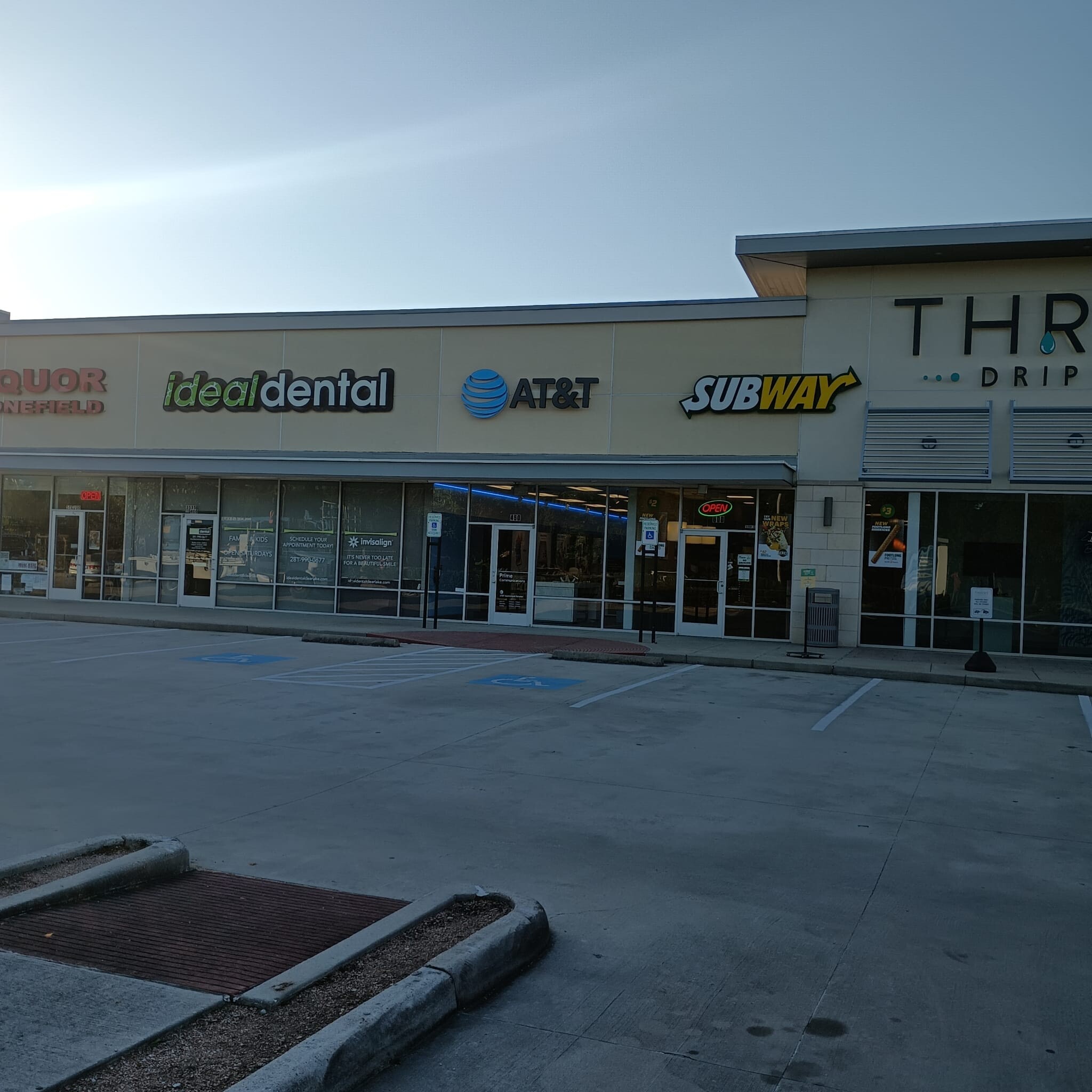 AT&T Houston | Cell Phones, Wireless Plans & Accessories | 3535 Clear ...