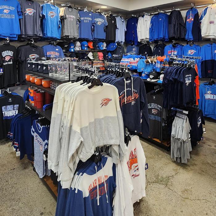 Rally House Sooner Mall | Oklahoma Sooners Store