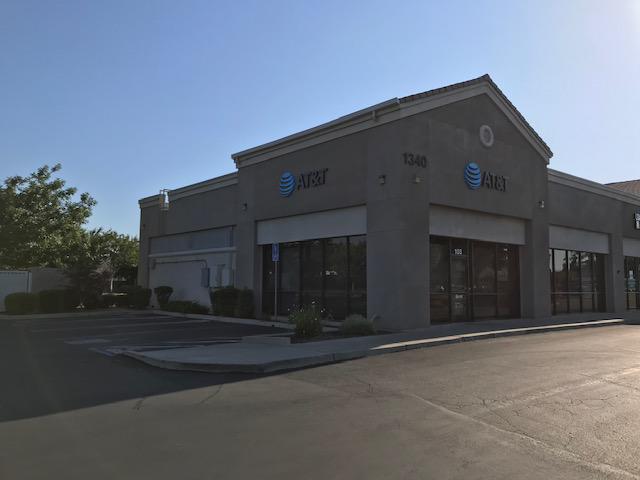 Phones, Internet & Holiday Tech Gifts at AT&T | AT&T Merced Parcade ...