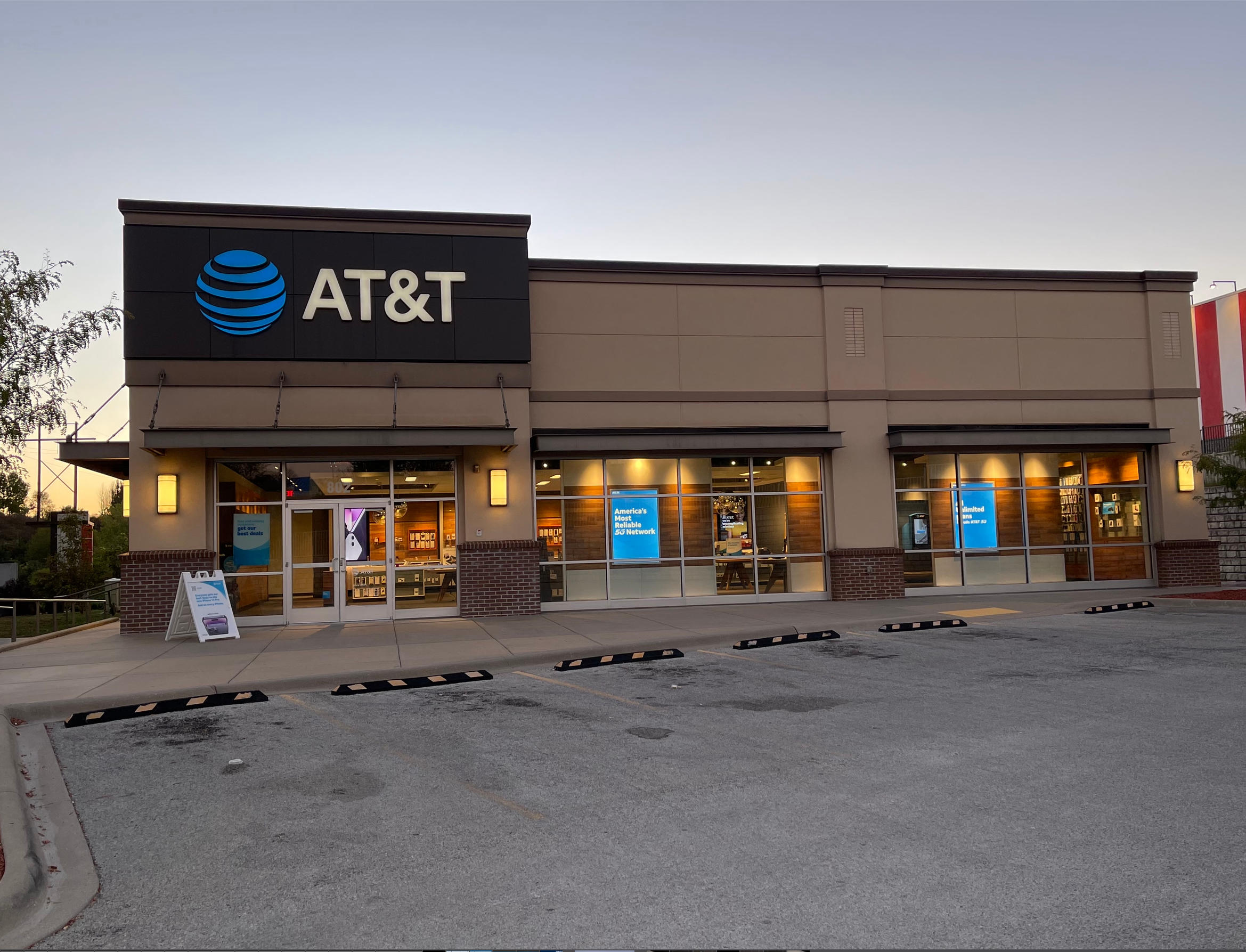 Cell Phone Store in Branson | iPhones, Samsung Phones, Prepaid Phones ...