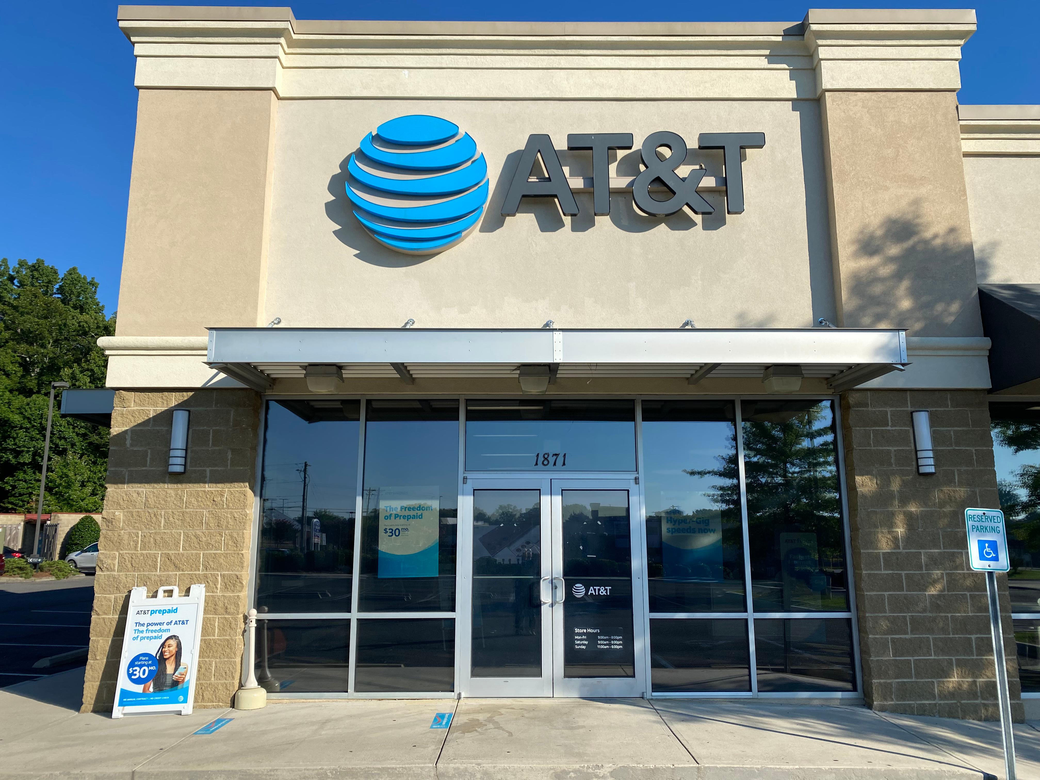 Phones, Internet & Holiday Tech Gifts at AT&T | AT&T Cullman Crossings ...