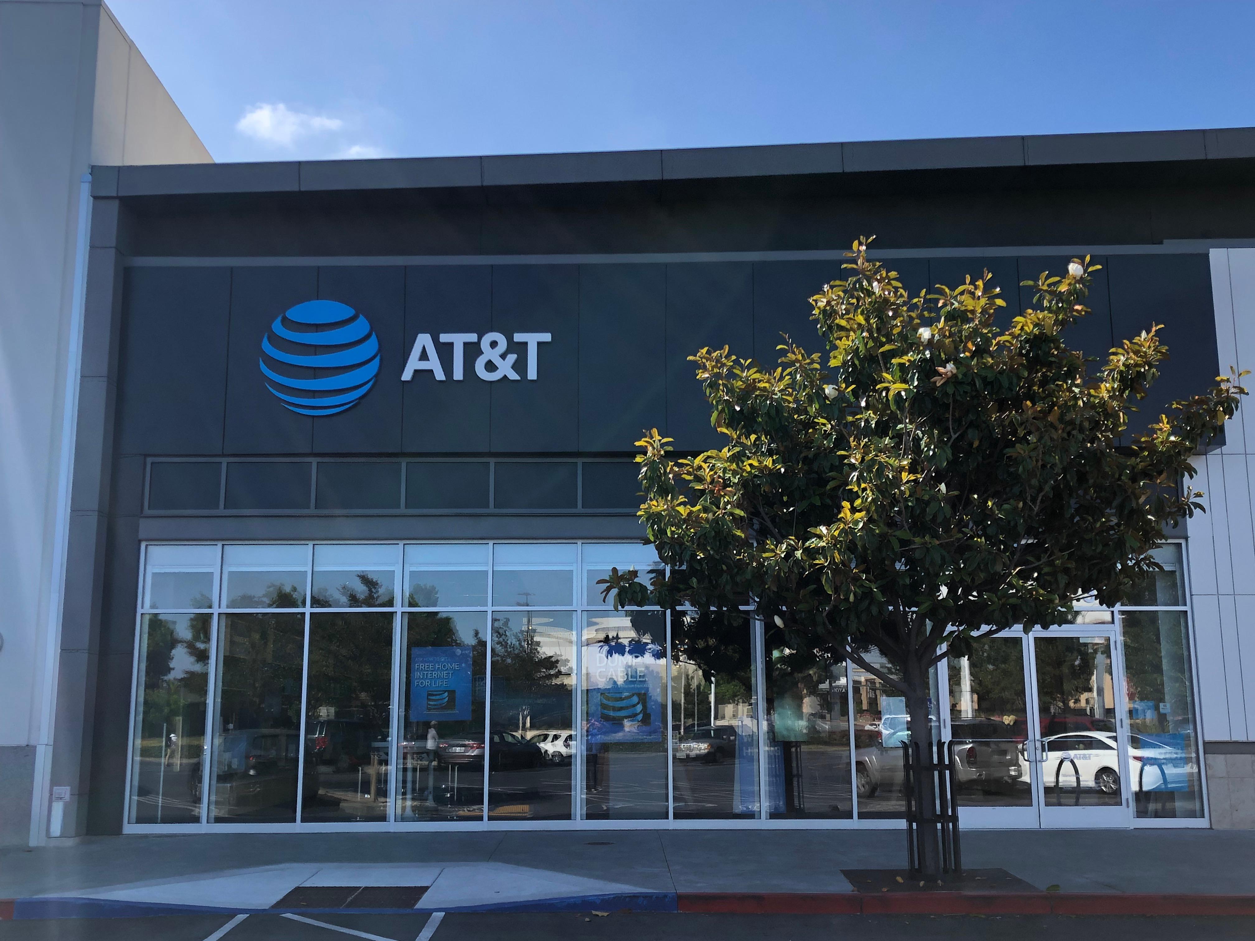 Cell Phone Store in San Mateo | iPhones, Samsung Phones, Prepaid Phones ...