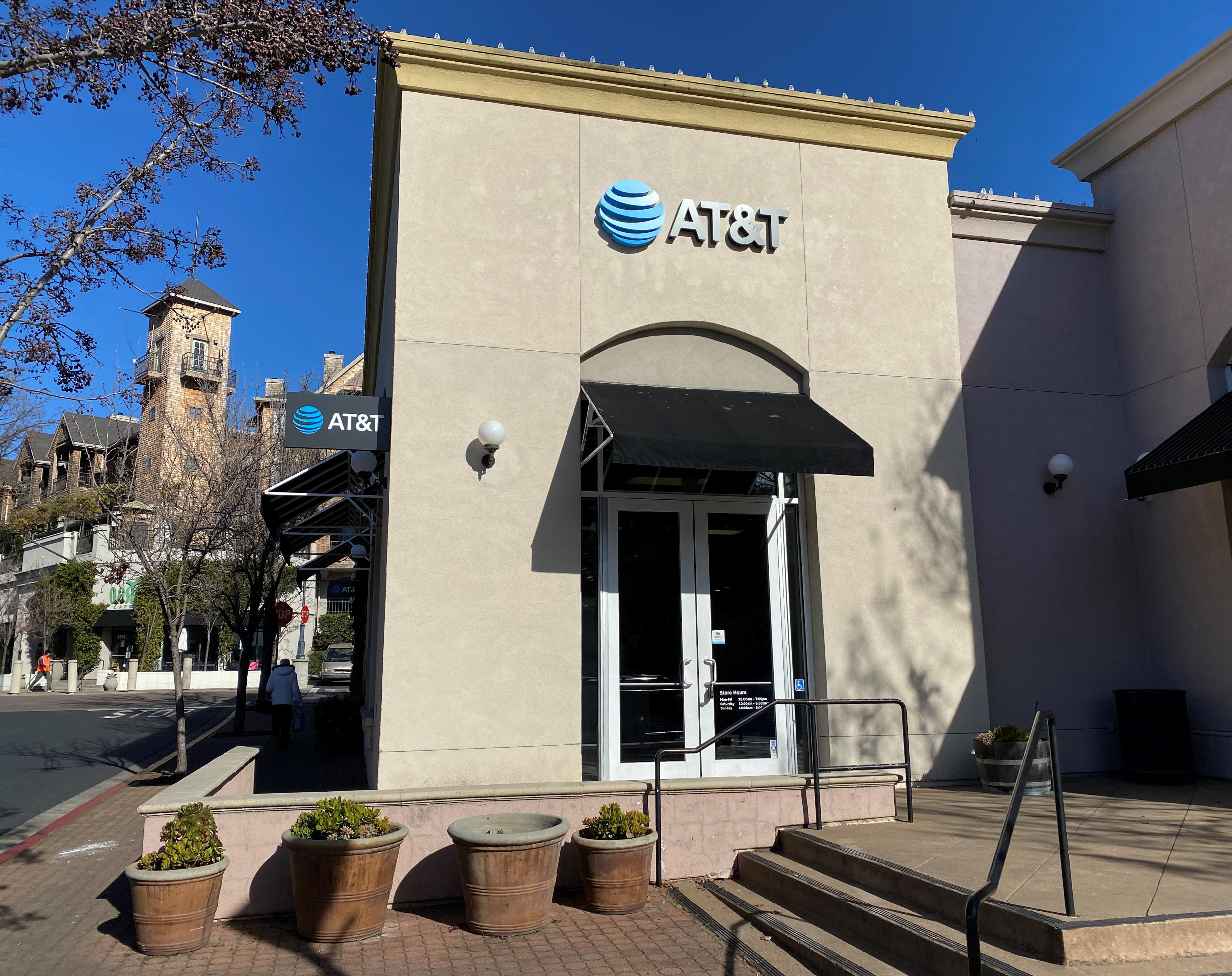 Cell Phone Store in Lafayette | iPhones, Samsung Phones, Prepaid Phones ...