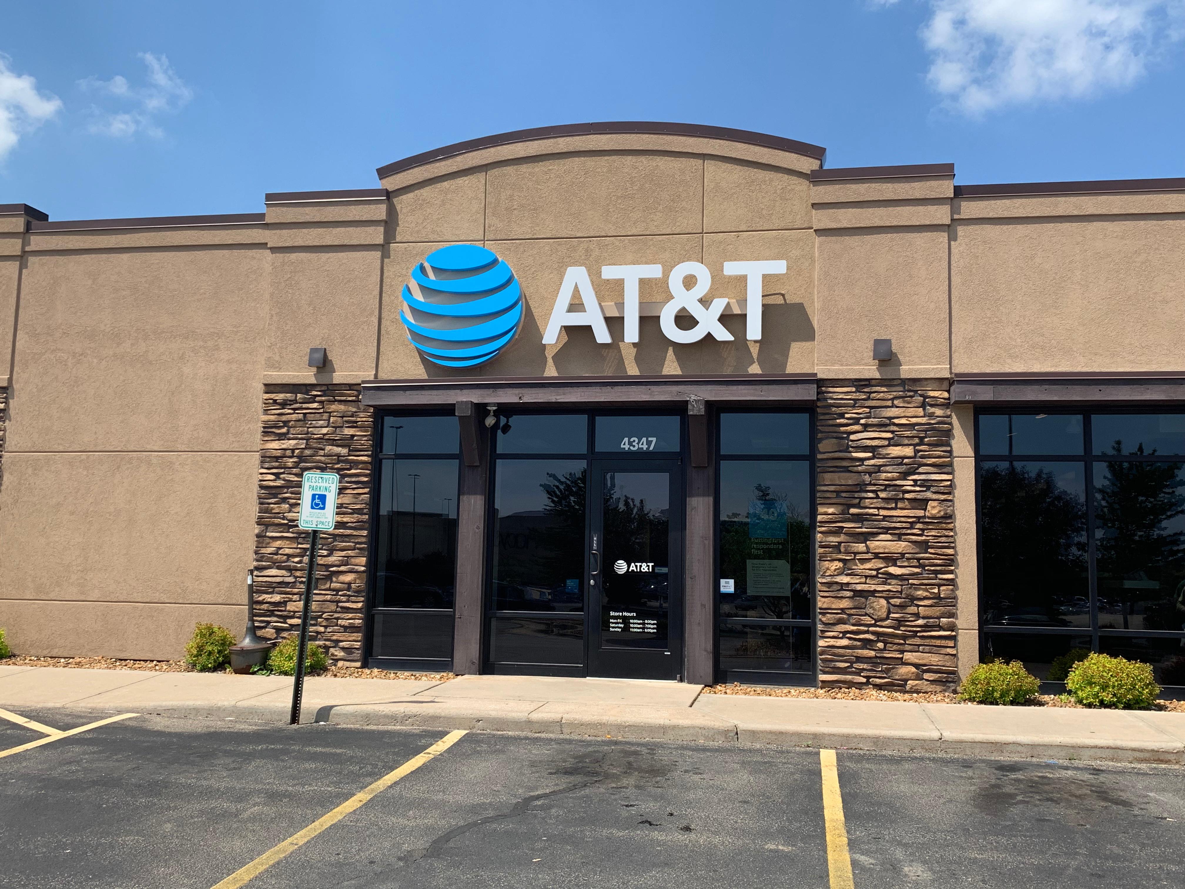Cell Phone Store in Appleton | iPhones, Samsung Phones, Prepaid Phones ...