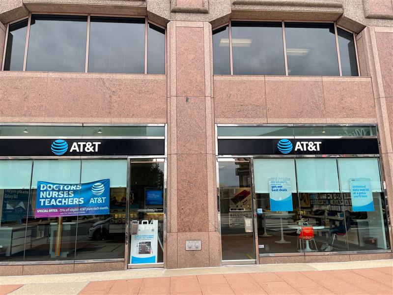 Phones, Internet & Holiday Tech Gifts at AT&T | AT&T Chevy Chase - 5301 ...